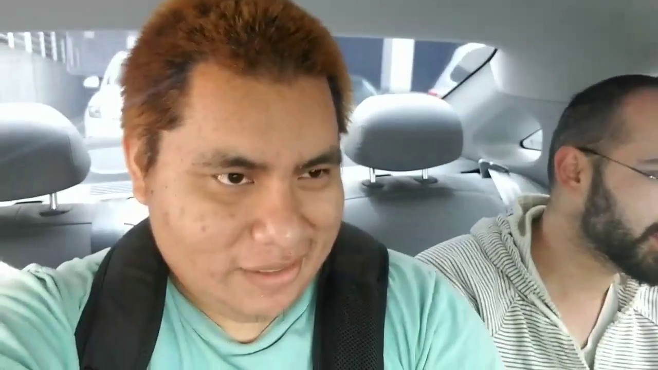 Mexican Andy and Cassandra are not getting along. - NeatClip