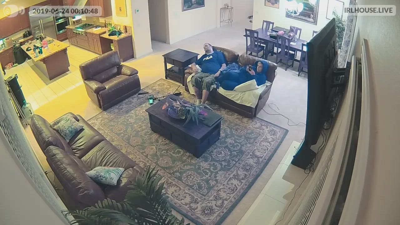 IRLHOUSE.LIVE 24/7 LIVE HOUSE CAM - $2 TTS / $3 MEDIA - NeatClip